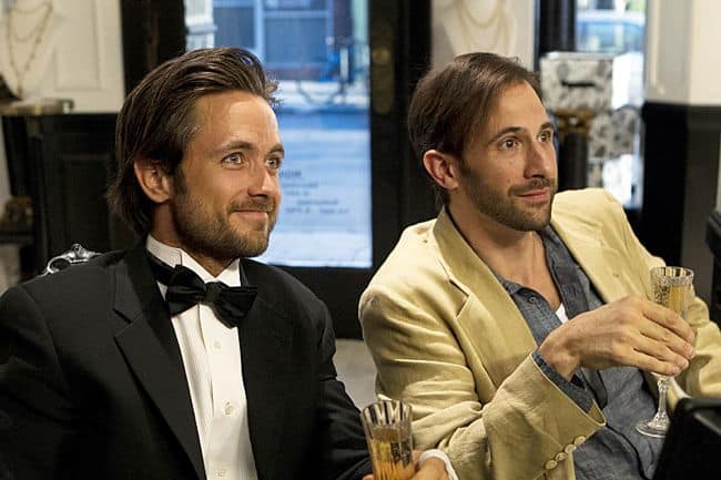 SHAMELESS Season 3 Episode 3 May I Trim Your Hedges? Photos - SEAT42F.COM