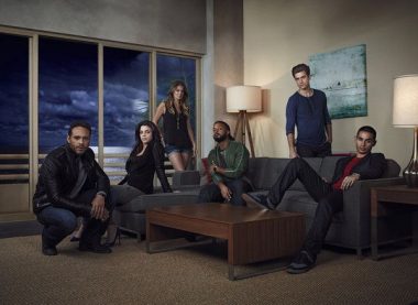 GRACELAND Cast Photos | Seat42F