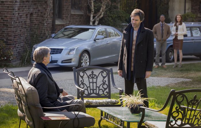 PERCEPTION Season 3 Episode 3 Photos Shiver | Page 2 of 4 | Seat42F