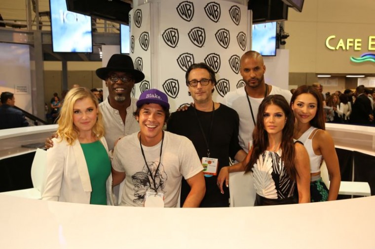 THE 100 Cast Comic-Con Signing Photos | Seat42F