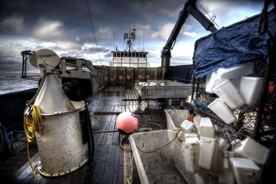 DEADLIEST CATCH Closing Out King Crabs Sneak Peek | Seat42F