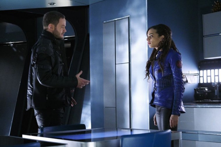 KILLJOYS Season 2 Episode 1 Photos Dutch and the Real Girl | Seat42F