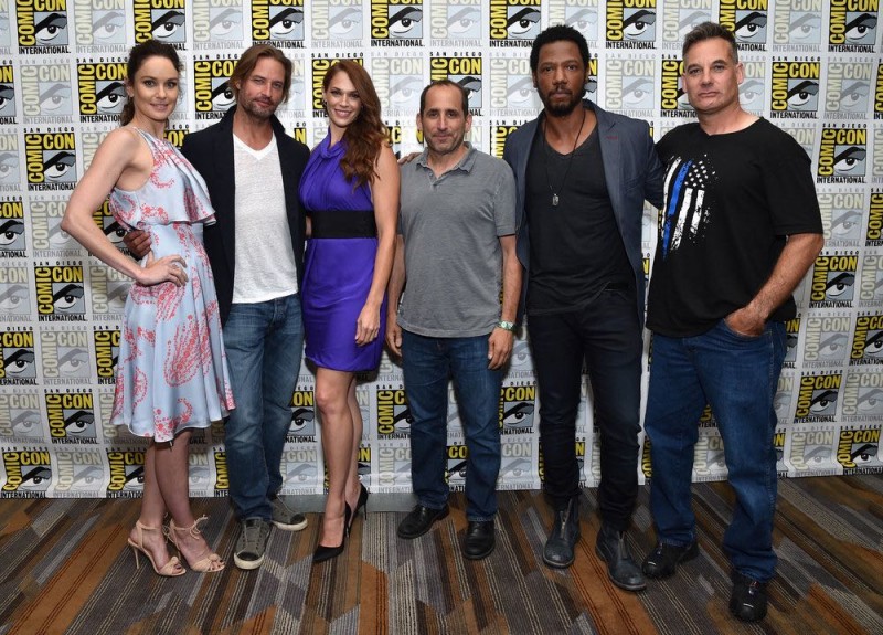 COLONY Video Interviews San Diego Comic-Con | Seat42F