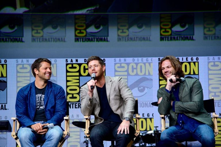 Comic-Con Photos : SUPERNATURAL Panel | Seat42F