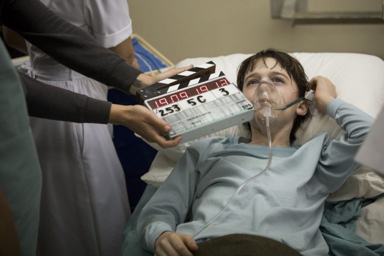 STRANGER THINGS Season 2 Behind The Scenes Photos | SEAT42F