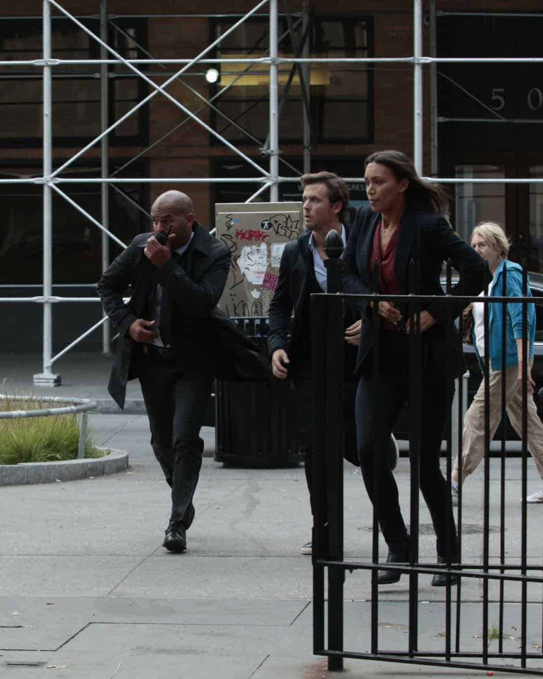 DECEPTION Season 1 Episode 2 Photos Forced Perspective | Seat42F