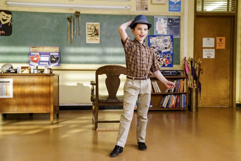 YOUNG SHELDON Season 1 Episode 16 Photos Killer Asteroids, Oklahoma ...