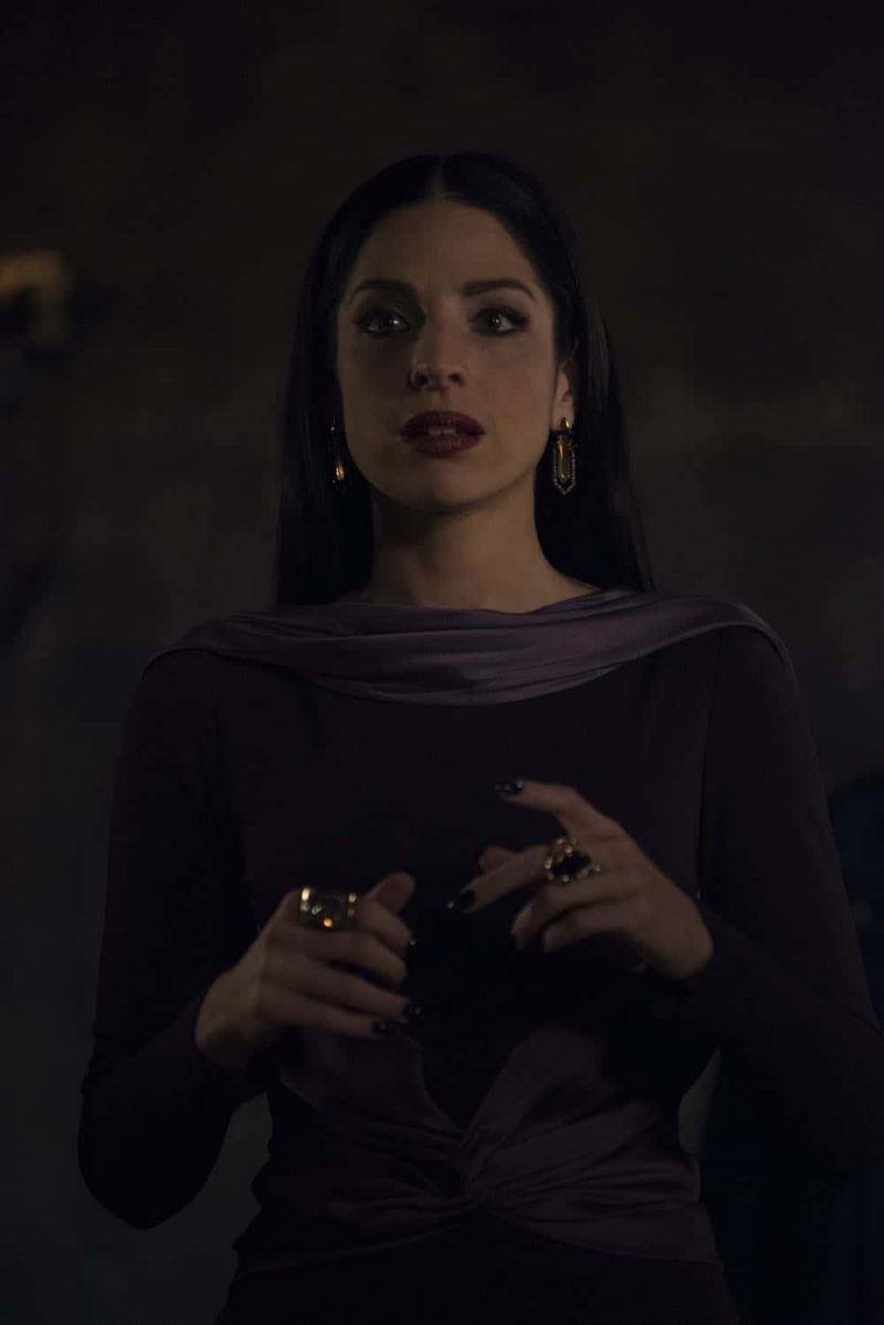 SHADOWHUNTERS Season 3 Episode 7 Photos Salt In The Wound | Seat42F