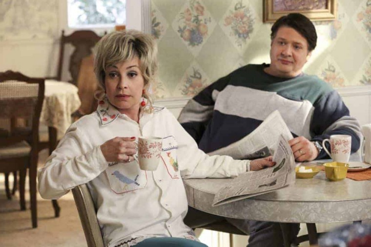 YOUNG SHELDON Season 1 Episode 21 Photos Summer Sausage, a Pocket ...