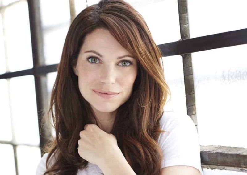 EXCLUSIVE : COBRA KAI Scoop: Shining The Spotlight On Courtney ...