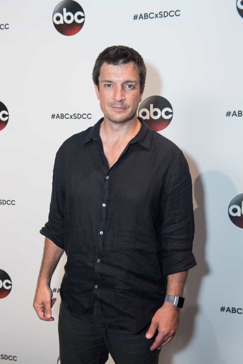 Nathan Fillion THE ROOKIE Comic Con 2018 Photos | Seat42F