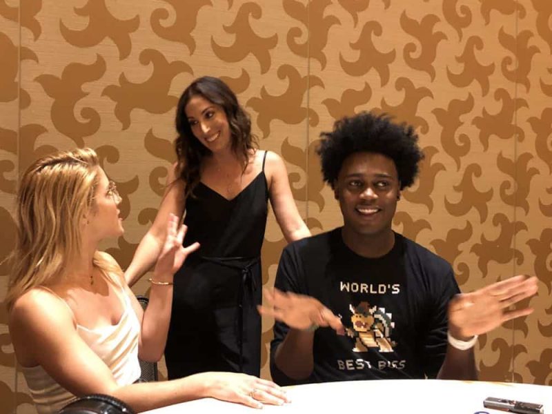 ARROW Comic Con 2018 Press Room Photos | Seat42F