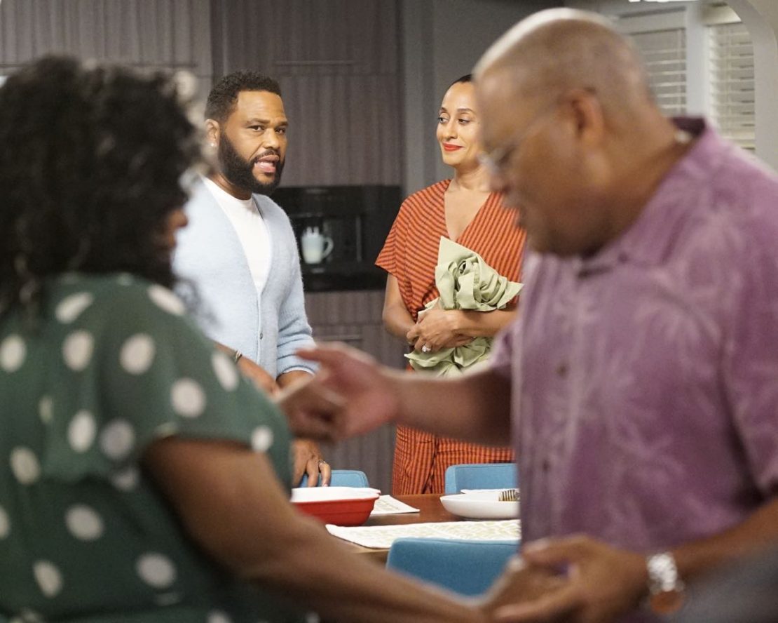 BLACK-ISH Season 6 Episode 1 Photos Pops The Question | Seat42F