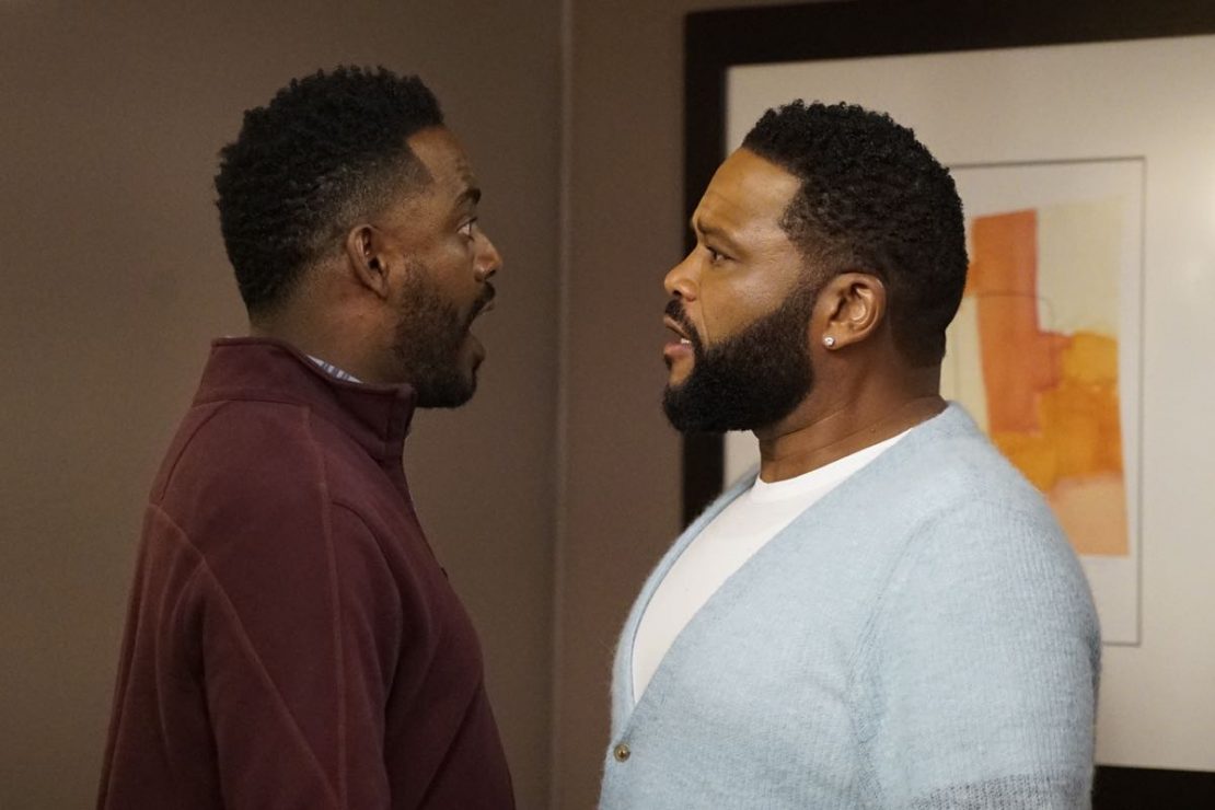 BLACK-ISH Season 6 Episode 1 Photos Pops The Question | Seat42F