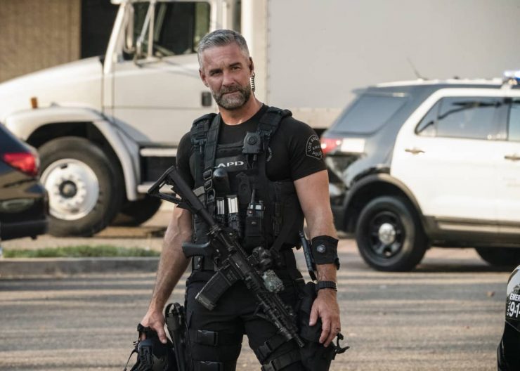S.W.A.T. Season 4 Episode 5 Photos Fracture | Seat42F