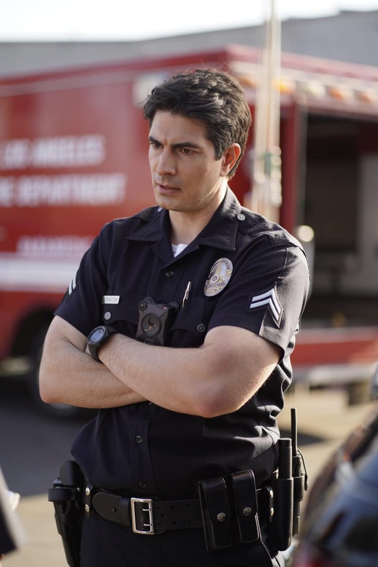 THE ROOKIE Season 3 Episode 5 Photos Lockdown | Seat42F