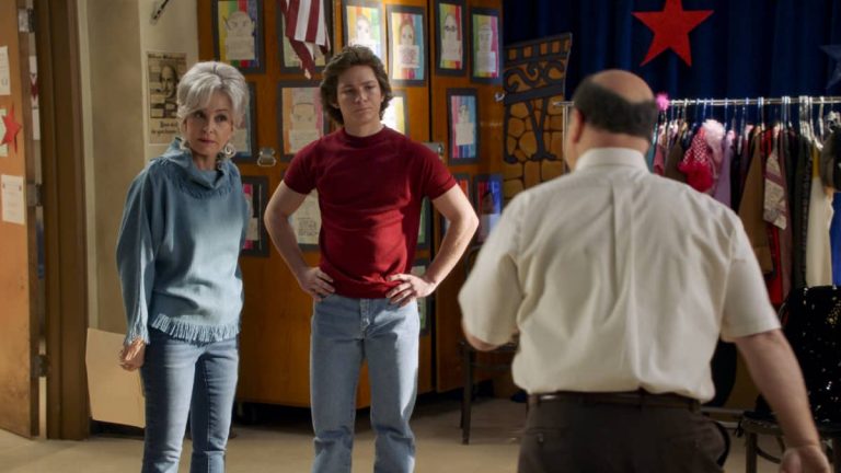 YOUNG SHELDON Season 4 Episode 10 Photos Cowboy Aerobics And 473 Grease ...