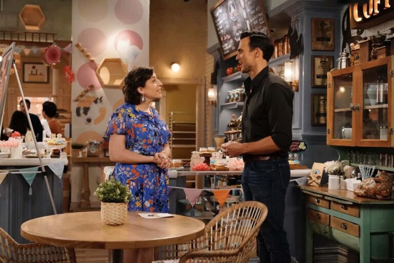 CALL ME KAT Season 1 Episode 13 Photos Cat-A-Versary | Seat42F