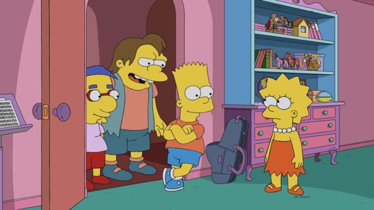 THE SIMPSONS Season 32 Episode 19 Photos Panic On The Streets Of ...