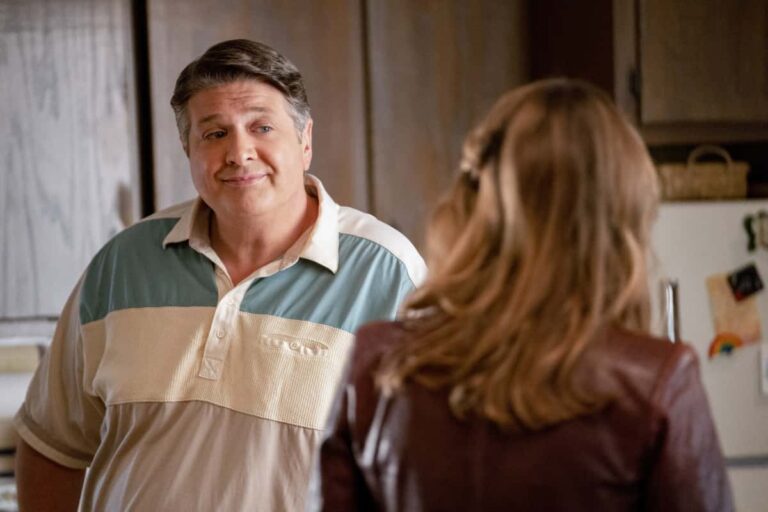 YOUNG SHELDON Season 4 Episode 15 Photos A Virus, Heartbreak And A ...
