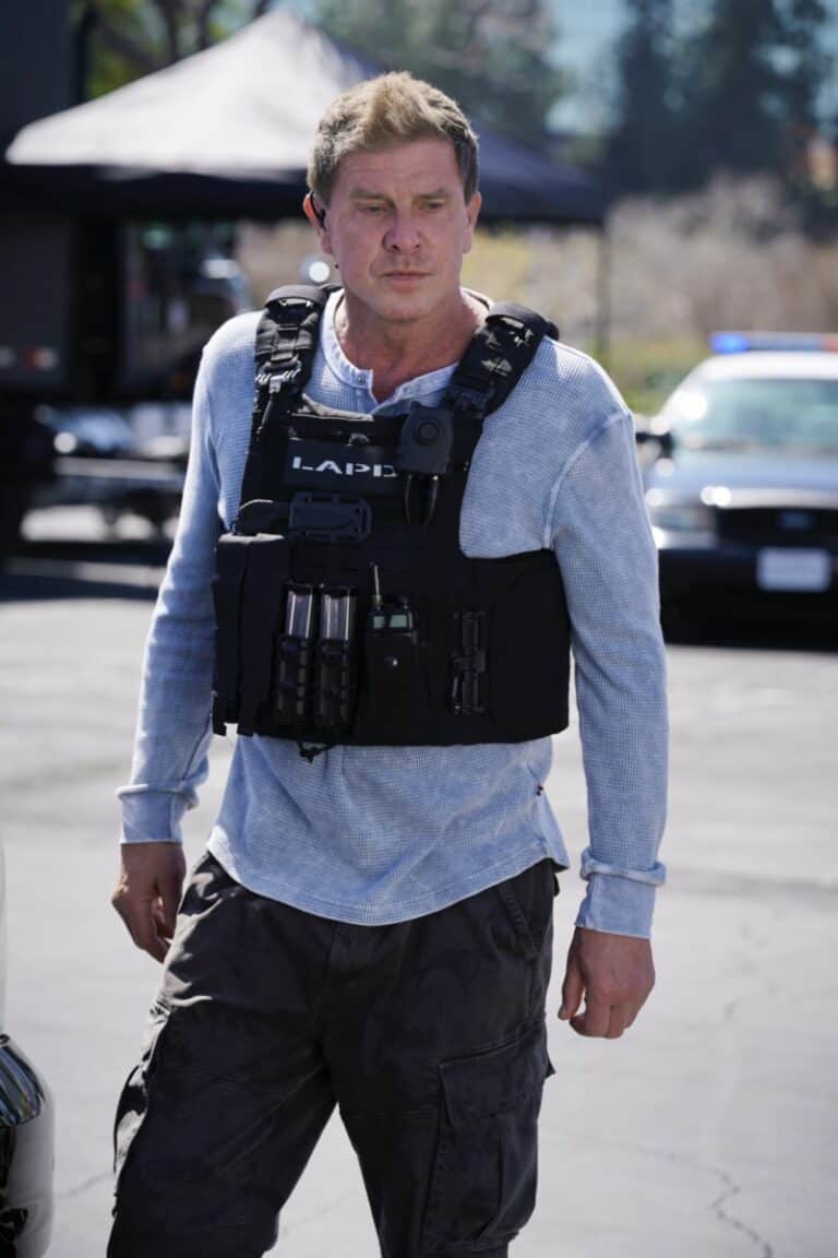 SWAT Season 4 Episode 16 Photos Lockdown | Seat42F