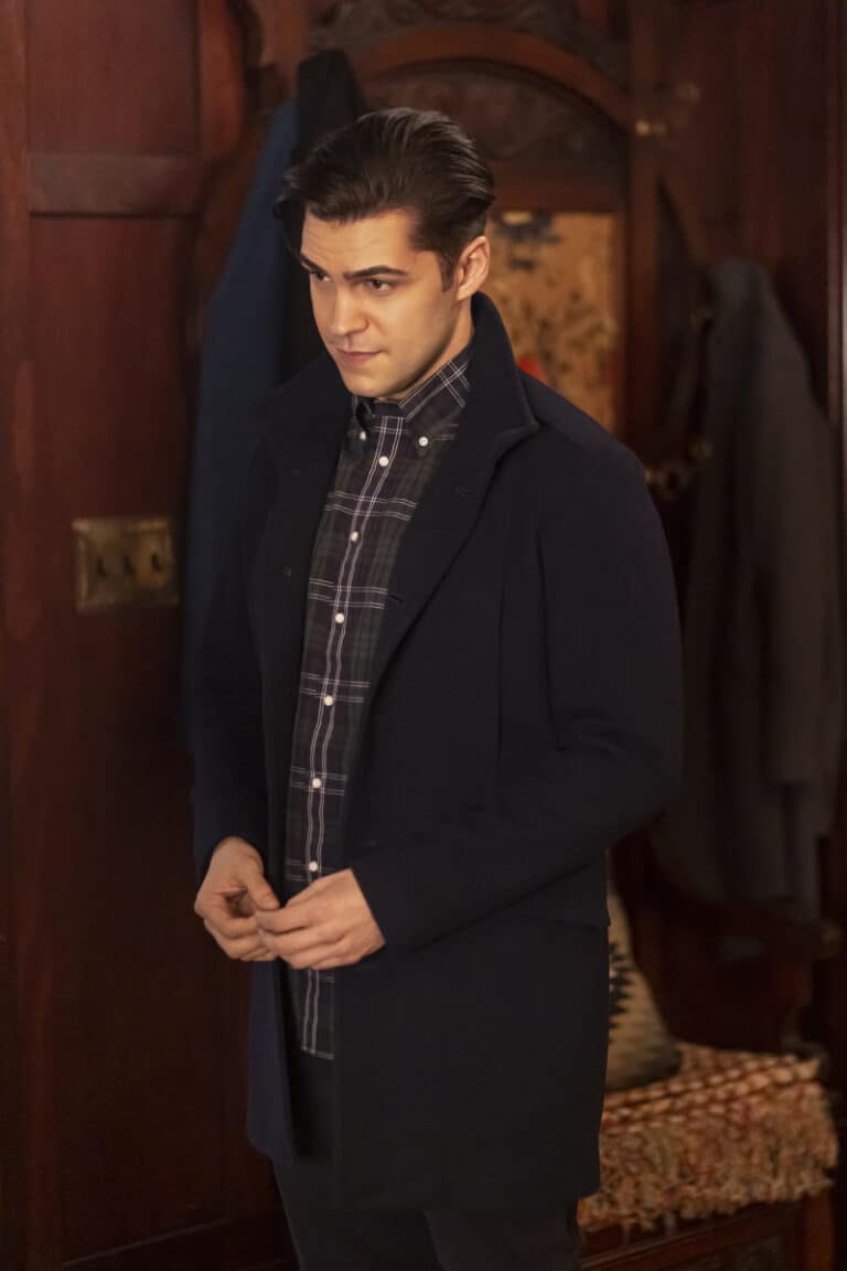 CHARMED Season 3 Episode 12 Photos Spectral Healing | Seat42F