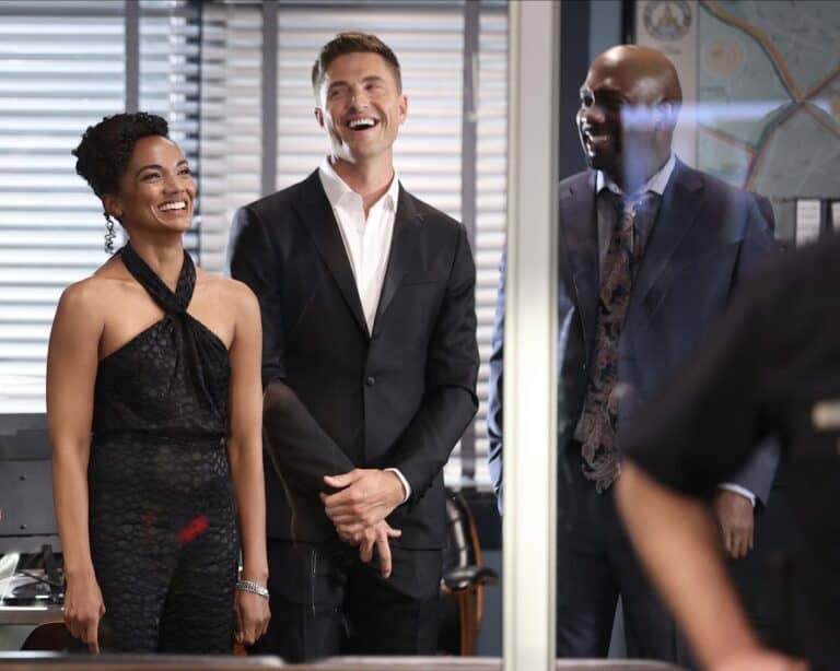 THE ROOKIE Season 4 Episode 1 Photos Life And Death | Seat42F