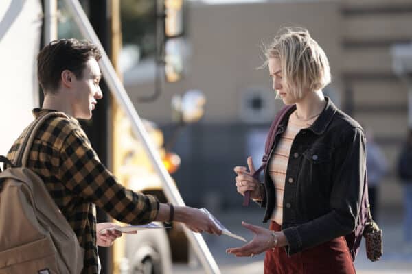 LA BREA Season 1 Episode 8 Photos Origins | Seat42F