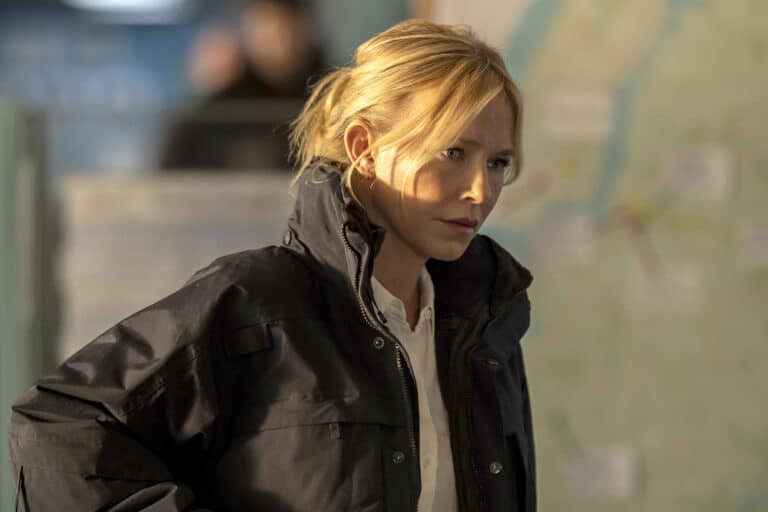 LAW AND ORDER SVU Season 23 Episode 10 Photos Silent Night, Hateful ...