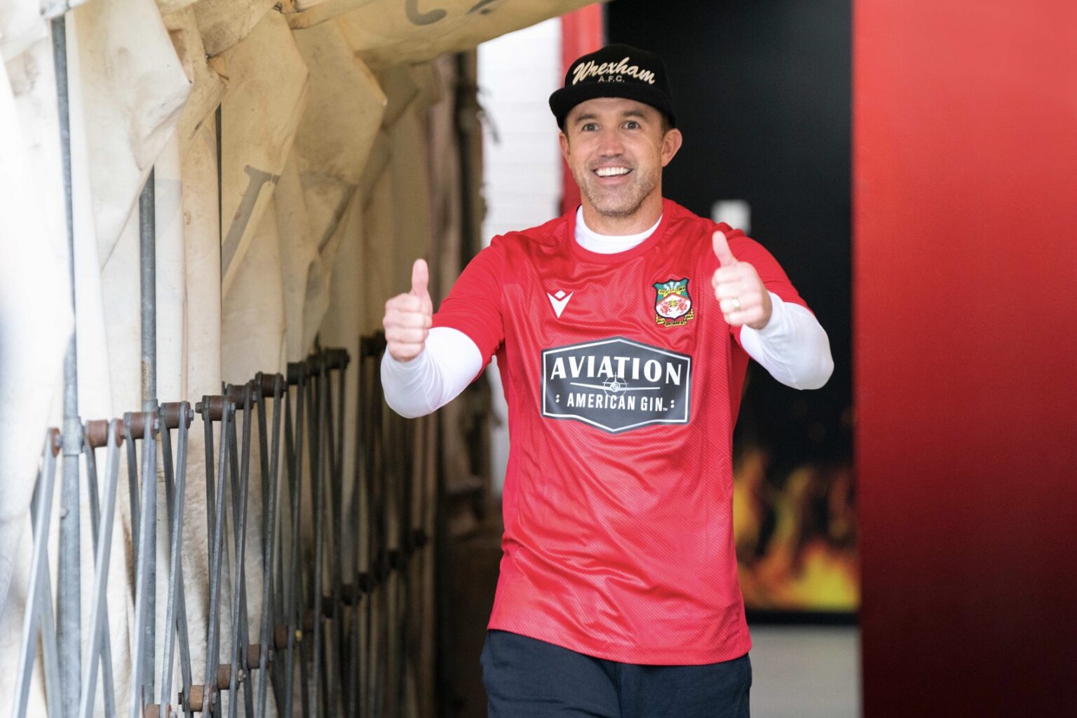 WELCOME TO WREXHAM Season 1 Episode 1 + 2 Photos Dream/Rebuilding | Seat42F