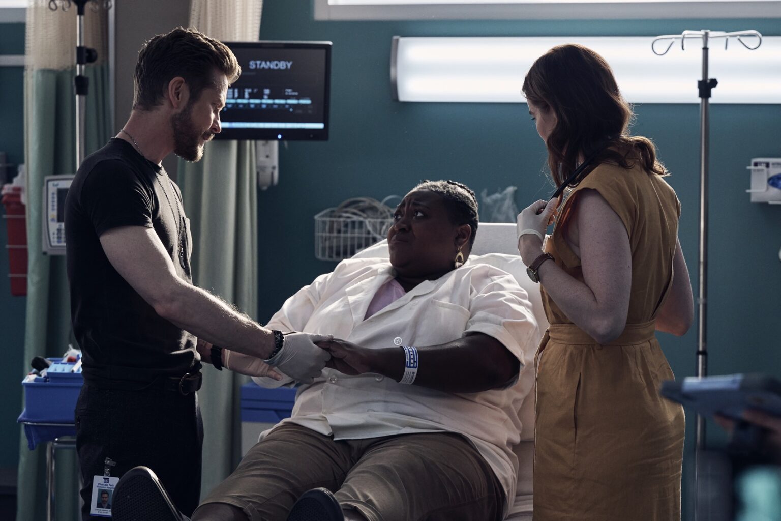 THE RESIDENT Season 6 Episode 1 Photos Two Hearts | Seat42F