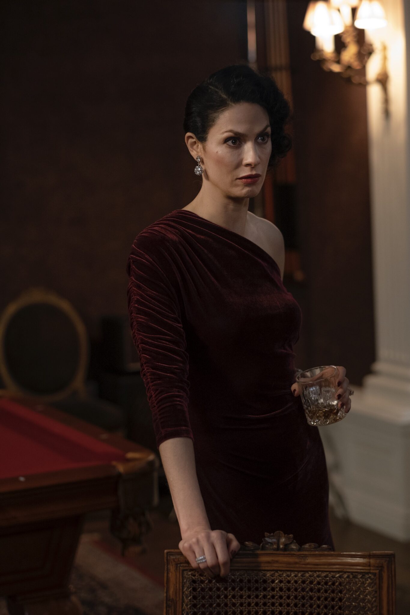 CITY ON A HILL Season 3 Episode 7 Photos Boston Bridges, Falling Down ...