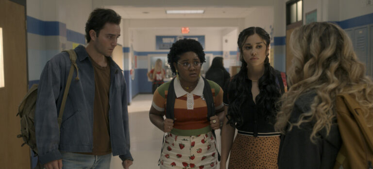 STARGIRL Season 3 Episode 4 Photos Frenemies Chapter Four The Evidence ...