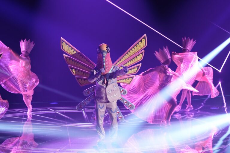 THE MASKED SINGER Season 8 Episode 1 Photos | Seat42F