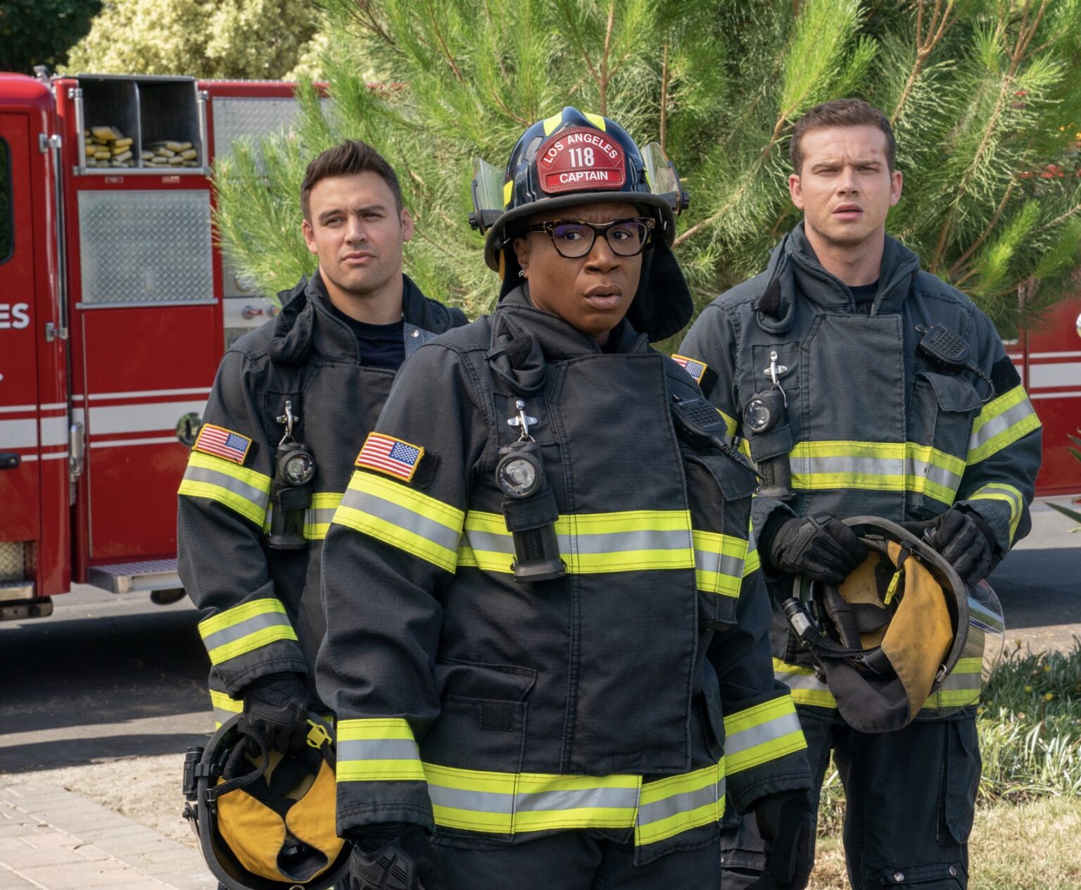 911 Season 6 Episode 2 Photos Crash & Learn | Seat42F