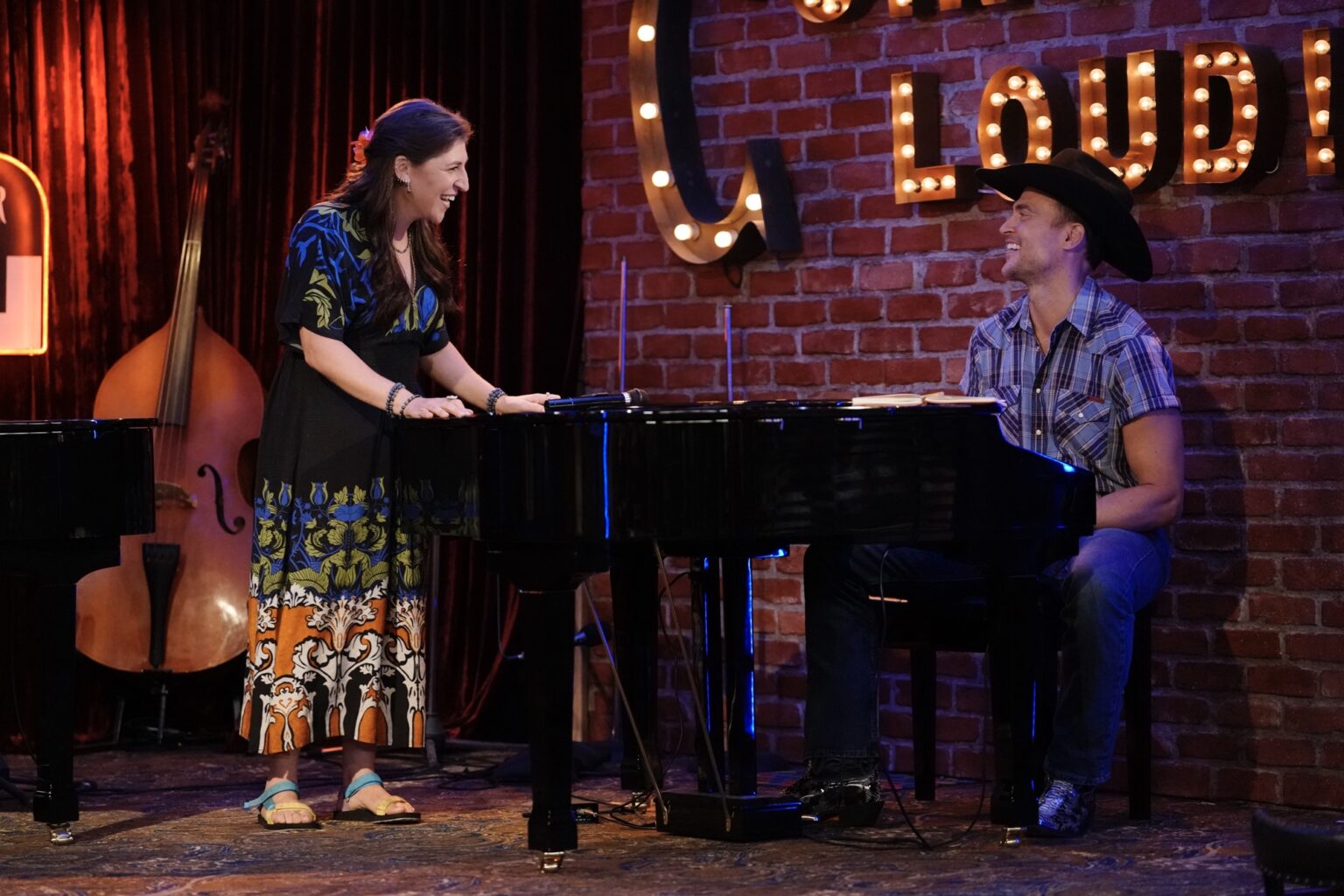 CALL ME KAT Season 3 Episode 1 Photos Call Me Ken Jennings | Seat42F