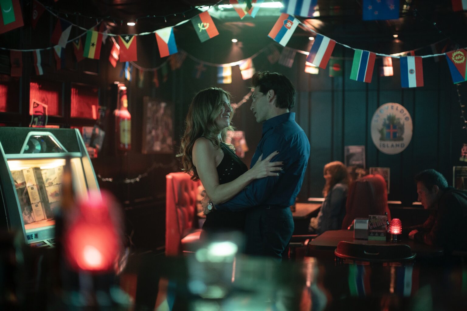 AMERICAN GIGOLO Season 1 Episode 4 Photos Nothing Is Real But The Girl ...
