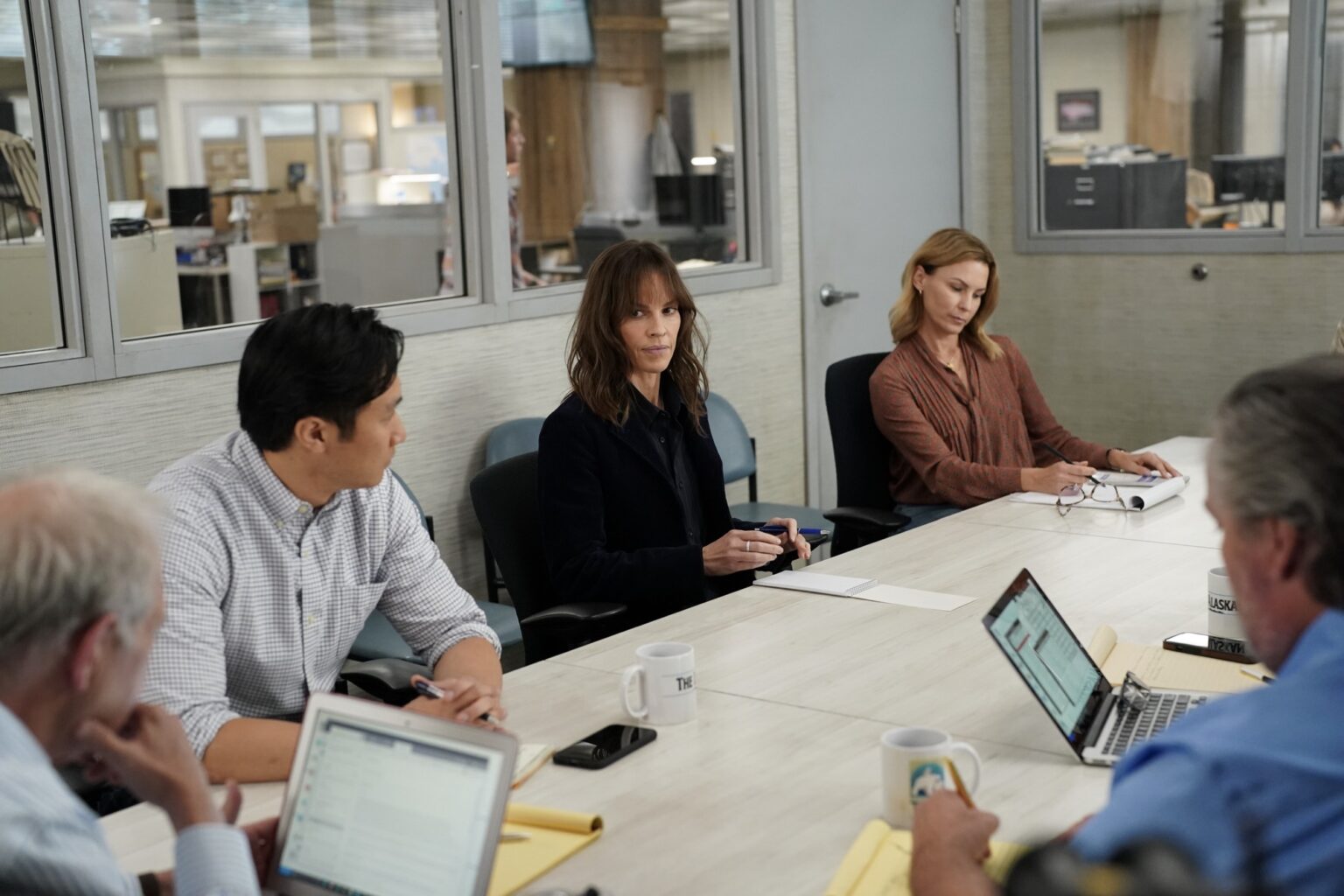 ALASKA DAILY Season 1 Episode 1 Photos Pilot | Seat42F