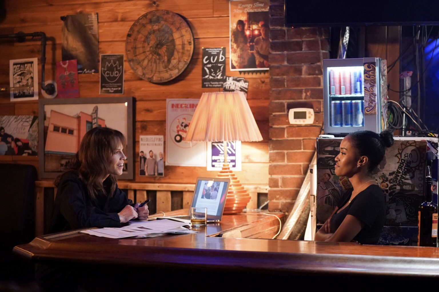 ALASKA DAILY Season 1 Episode 1 Photos Pilot | Seat42F