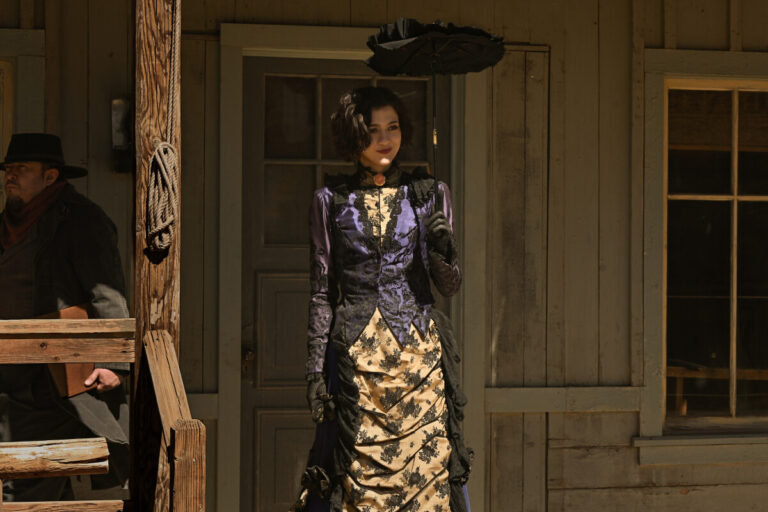 WALKER INDEPENDENCE Season 1 Episode 1 Photos Pilot | Seat42F