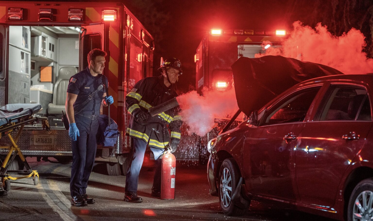 911 Season 6 Episode 4 Photos Animal Instincts | Seat42F