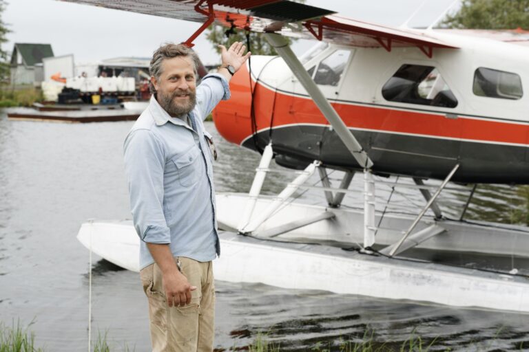 ALASKA DAILY Season 1 Episode 2 Photos A Place We Came Together | Seat42F