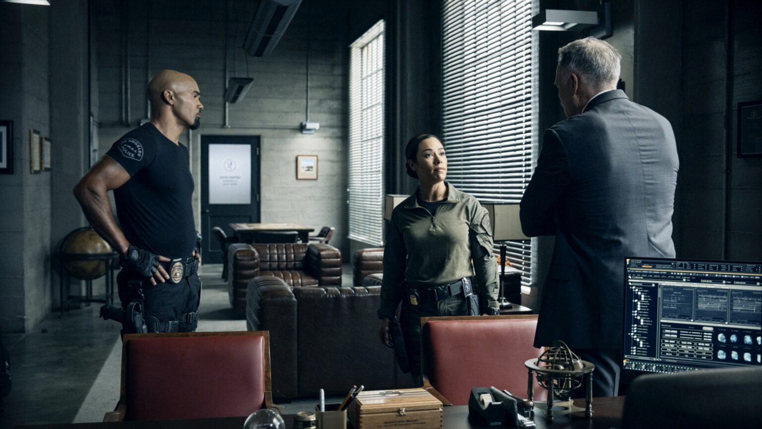 SWAT Season 6 Episode 3 Photos Whoa Black Betty | Seat42F