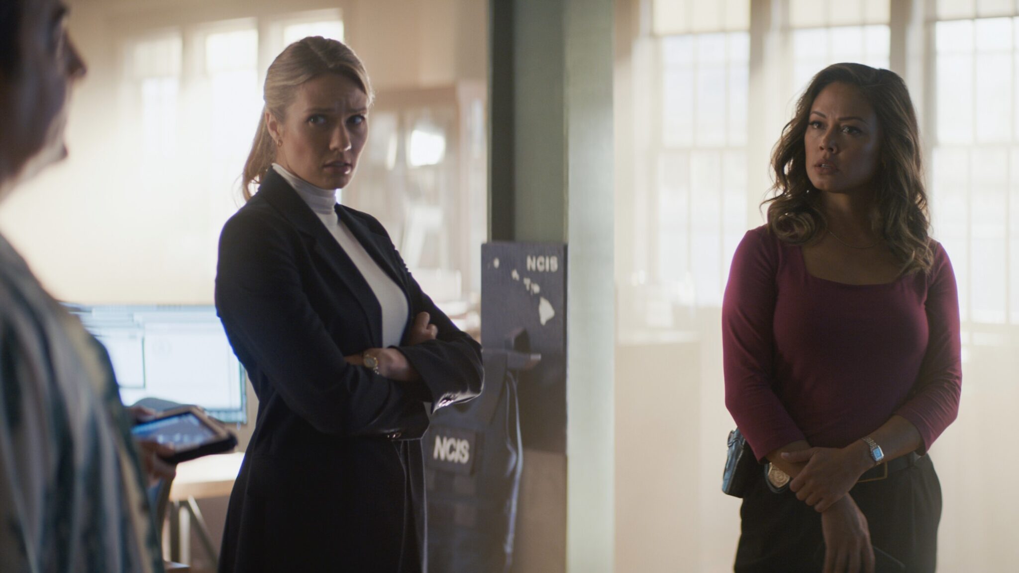 NCIS HAWAII Season 2 Episode 6 Photos Changing Tides | Seat42F