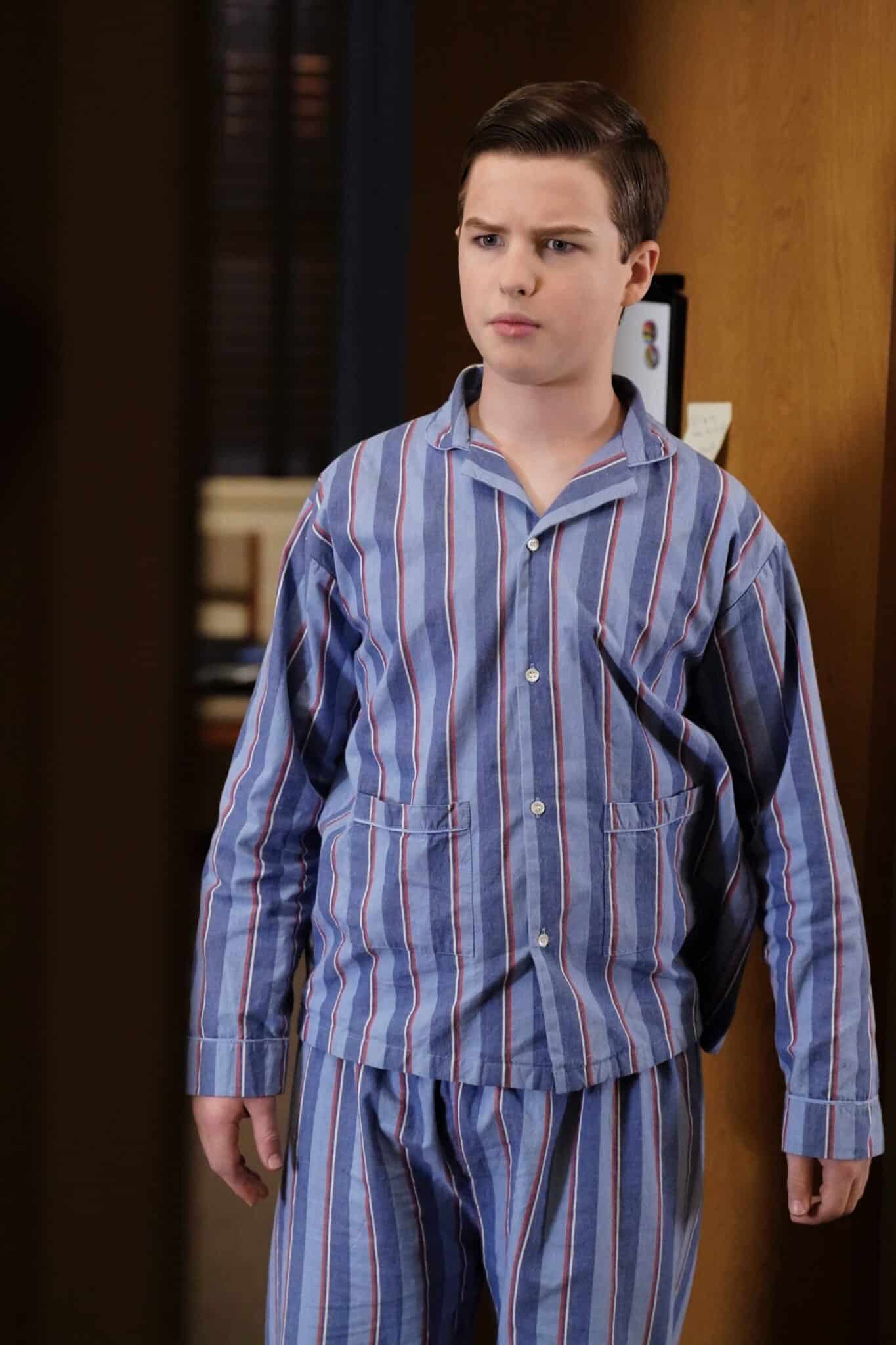 YOUNG SHELDON Season 6 Episode 5 Photos A Resident Advisor And The Word ...