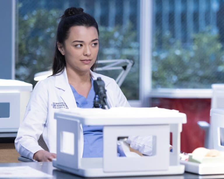 GREY’S ANATOMY Season 19 Episode 6 Photos Thunderstruck | Seat42F