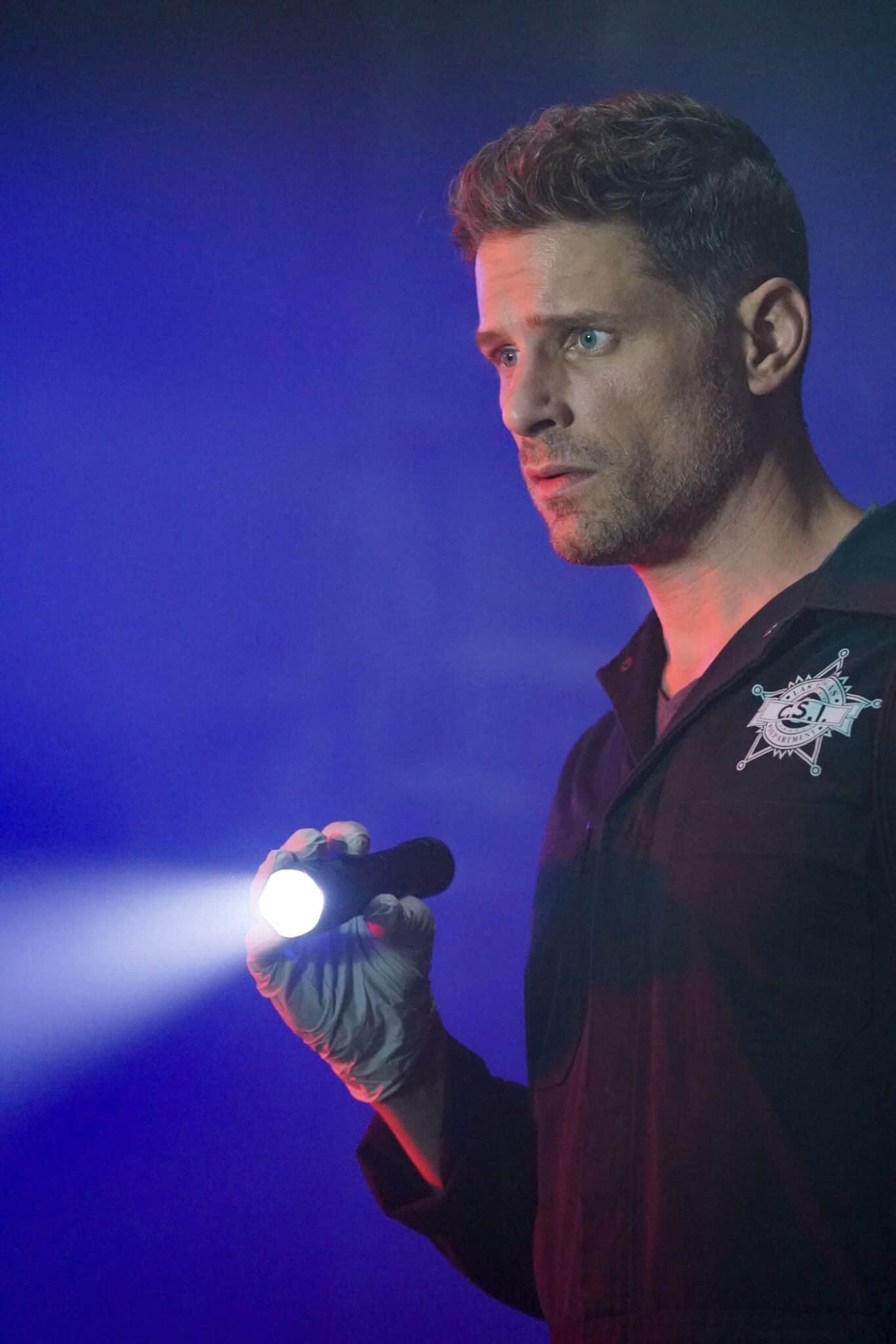 CSI VEGAS Season 2 Episode 7 Photos Burned | Seat42F