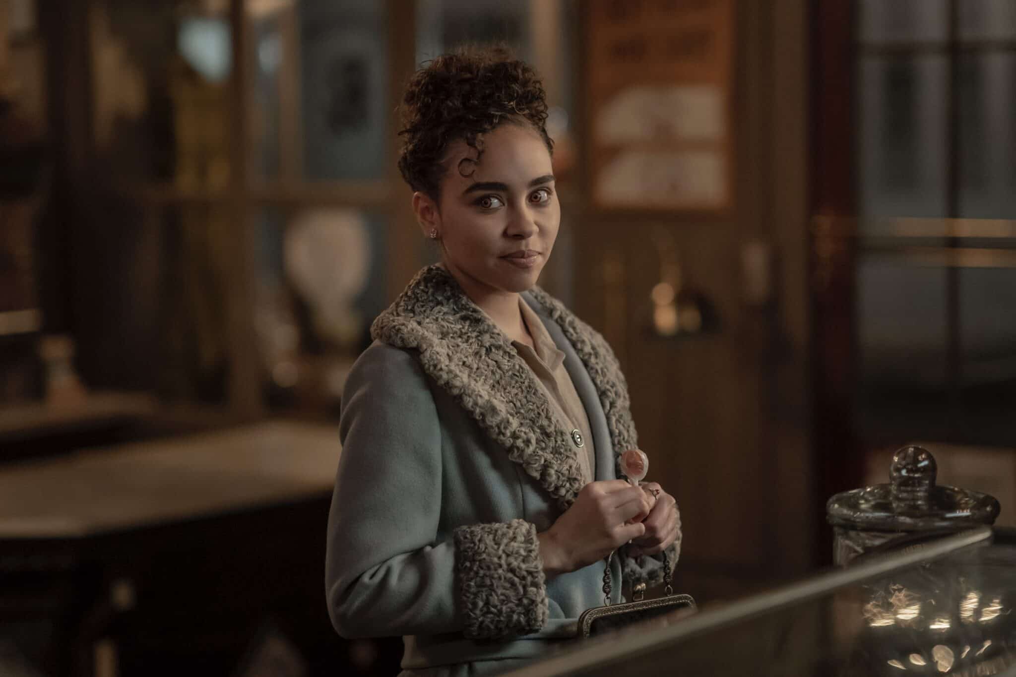 INTERVIEW WITH THE VAMPIRE Season 1 Episode 7 Photos The Thing Lay ...