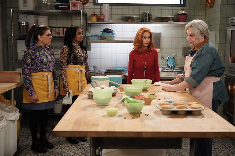 CALL ME KAT Season 3 Episode 10 Photos Call Me Philliam | Seat42F