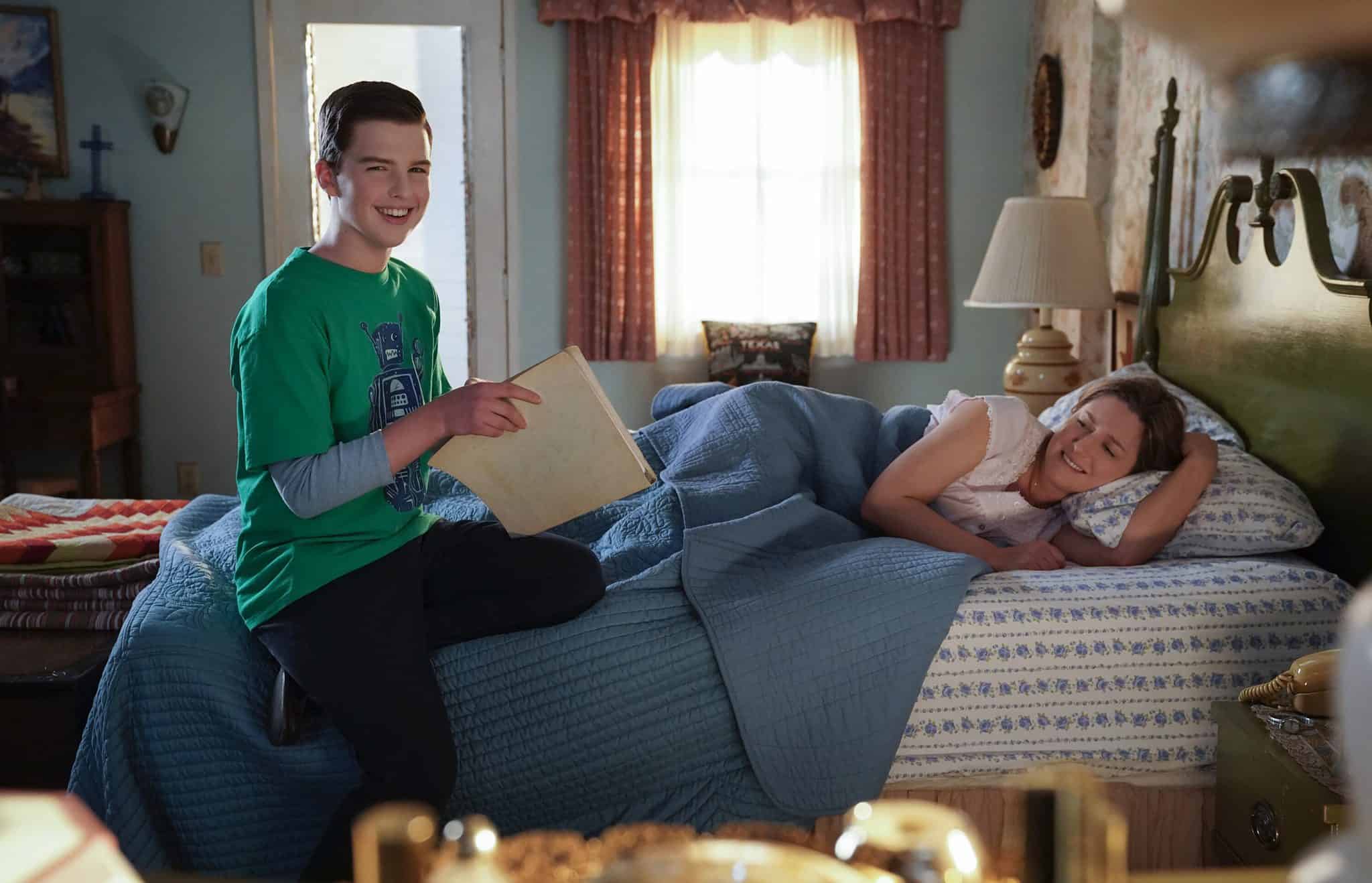 YOUNG SHELDON Season 6 Episode 10 Photos Pancake Sunday And Textbook ...